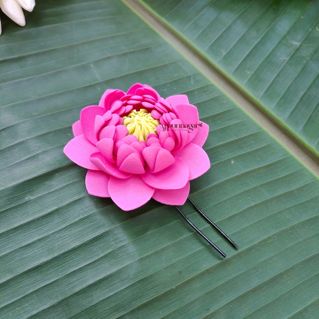 Realistic Look Foamiram Lotus U Pin – AJ Punnagai